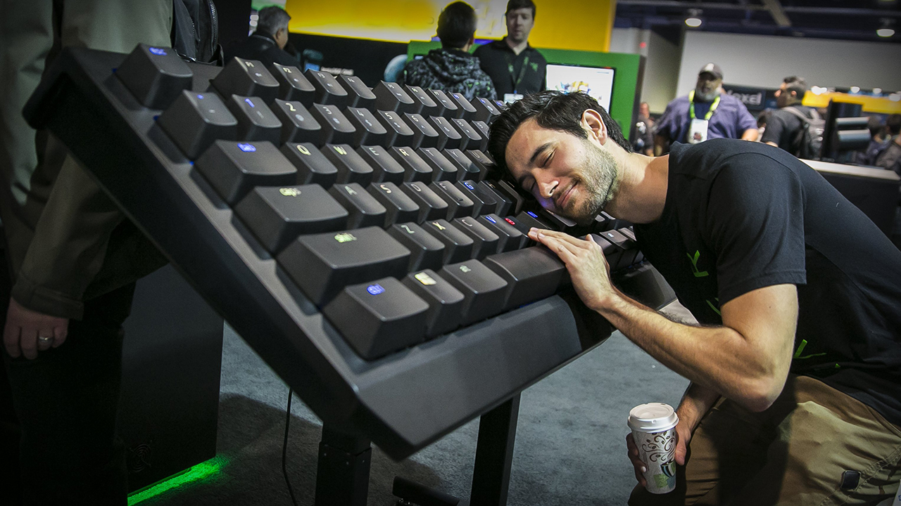 Razer's Rejection Sparks Innovation: World's Largest Mechanical ...