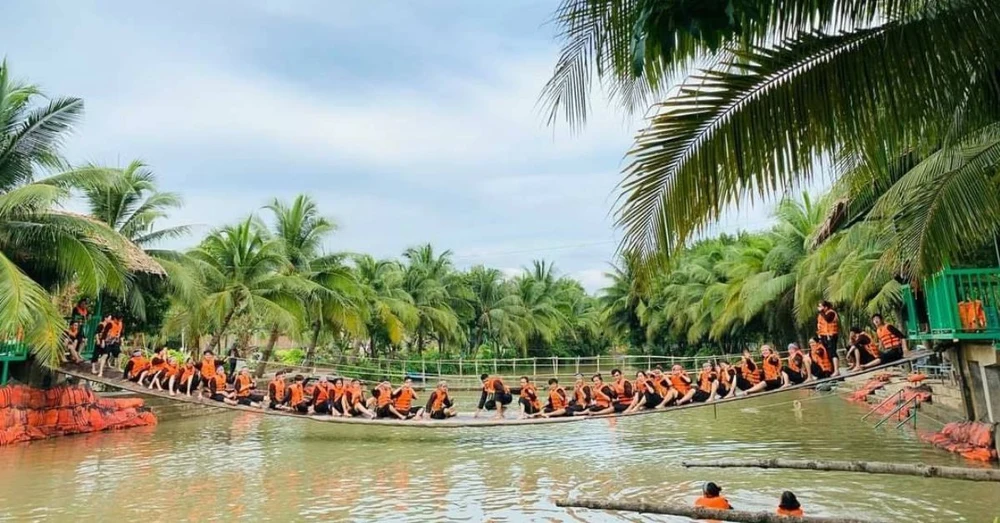 Lan Vuong Tourist Area, A Colorful River Experience - Klook Blog