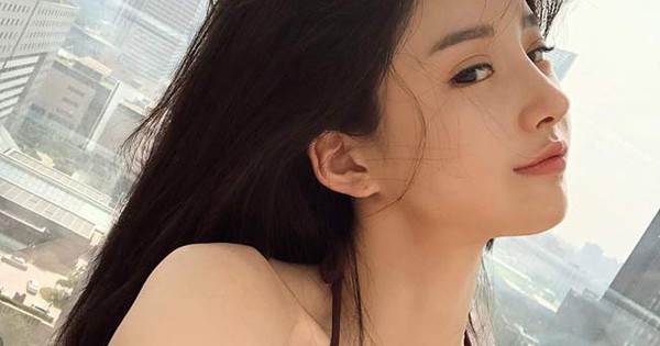 Mistaken for a beer pourer, the true identity of the stunning female ...