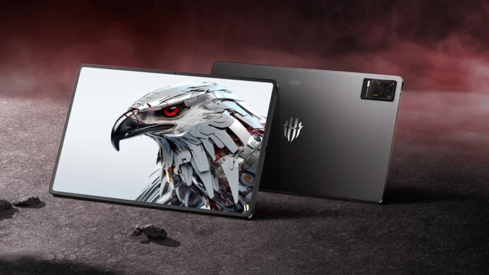 Introducing the Nubia Red Magic Tablet equipped with the SD8+ Gen 1 ...
