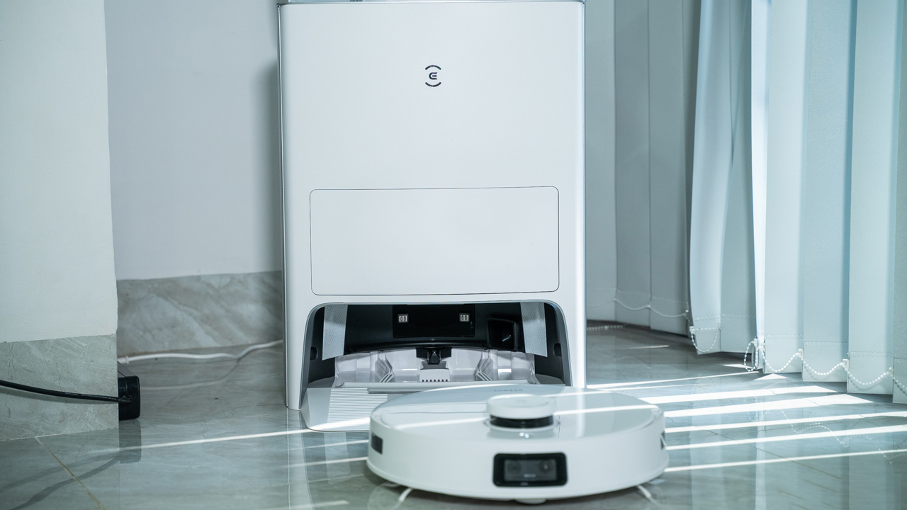Hands-on with the Ecovacs Deebot T10 Omni: Elegant design, 5000Pa ...