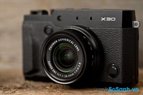 Đánh giá toàn diện máy ảnh compact Fujifilm X30 | Mytour.vn