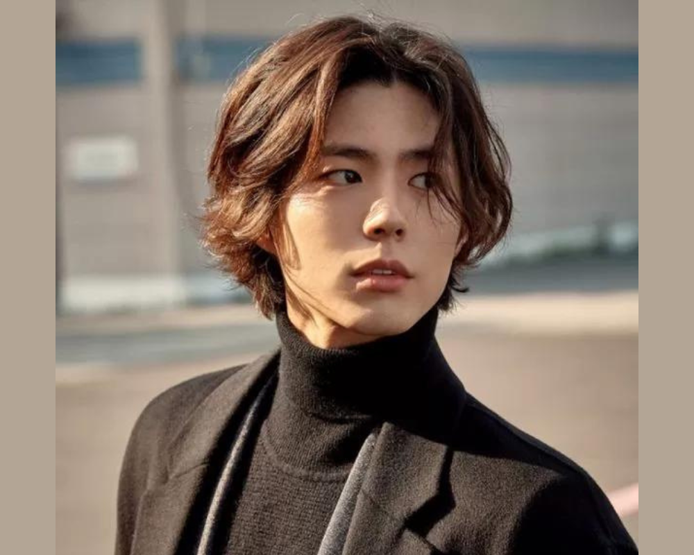 50 Awesome Man Bun Hairstyles for Men | Mytour