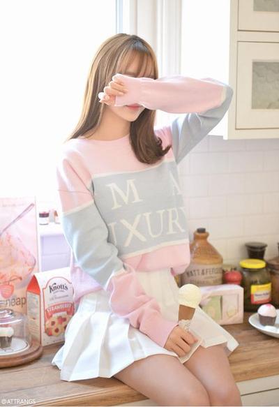 Learn the adorable way to mix & match school outfits for high school ...