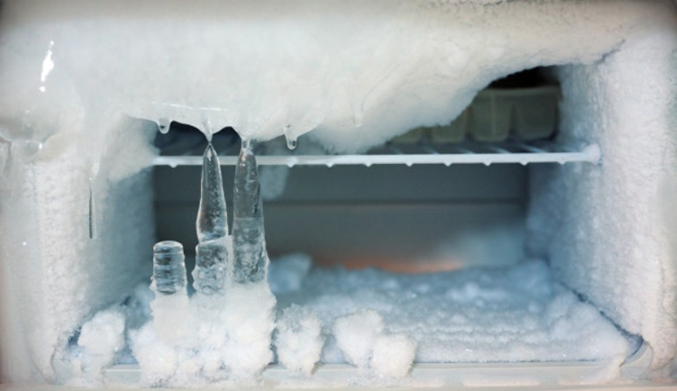 How to Defrost a Mini Freezer with Thick Ice Buildup