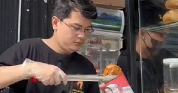 Sensational image emerges of the once-iconic male streamer taking a ...