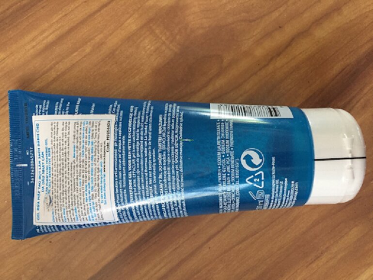 Accurate Ways to Differentiate Genuine and Fake La Roche Posay Facial ...