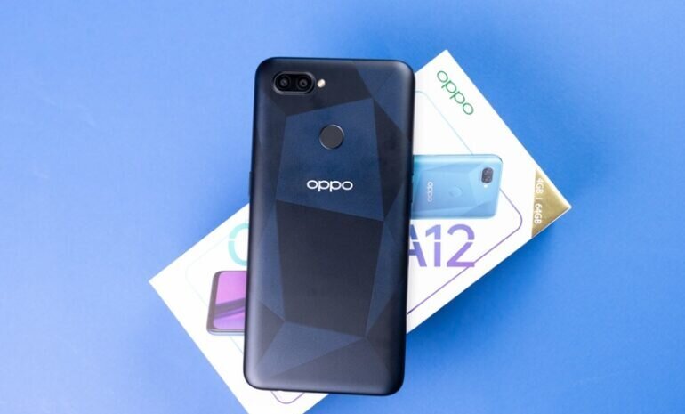 Tại sao bạn nên và không nên mua Oppo A12 32GB vào thời điểm này?