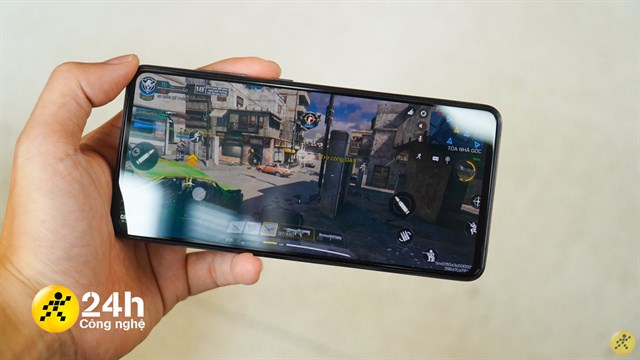 Galaxy A52s 5G: Conquer Heavy Games with Snapdragon 778G
