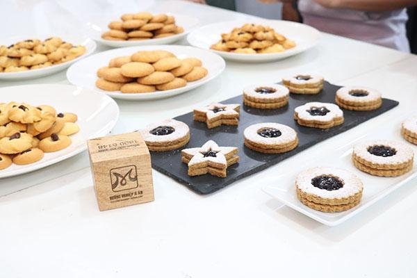 Discover the Top 7 Irresistible Japanese Cookie Brands