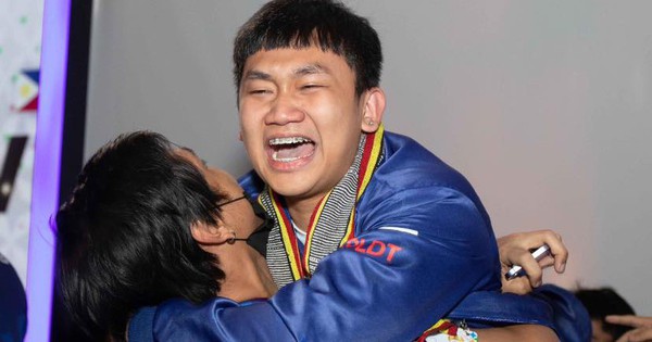 Tuyển thủ Esports Đông Timor trao 'quà tặng' cho đối thủ, phản ứng của ...