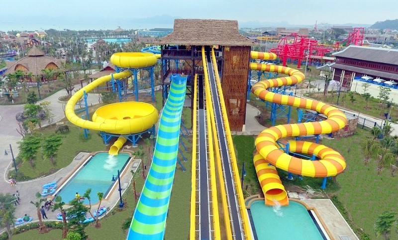Impressive water park, the pinnacle of modernity in Southeast Asia in ...