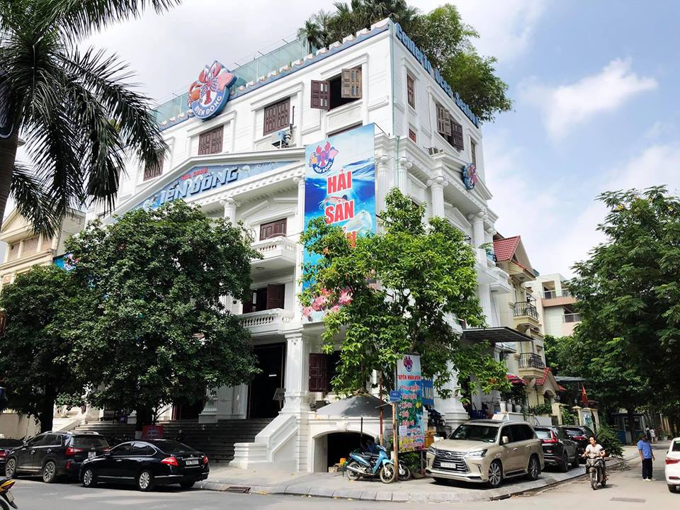 Tran Quoc Toan's East Sea Seafood: A Seafood Feast - Mytour