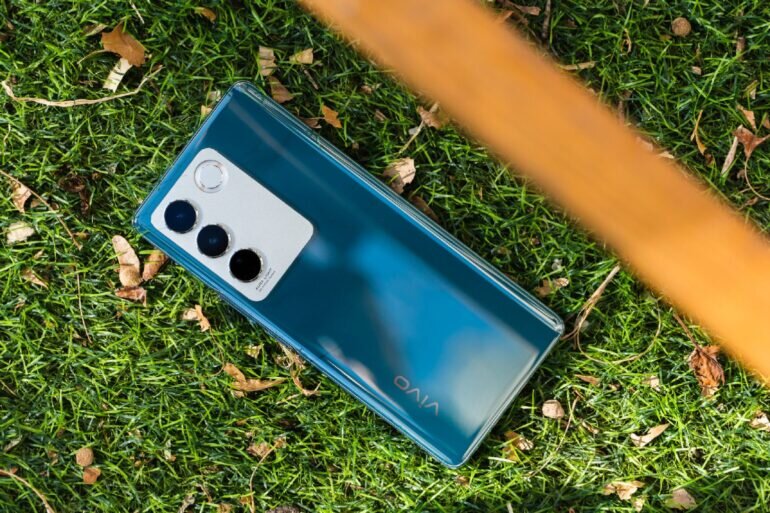 Vivo S16 Pro có giá khởi điểm từ 11,2 triệu đồng - một mức giá phải ...