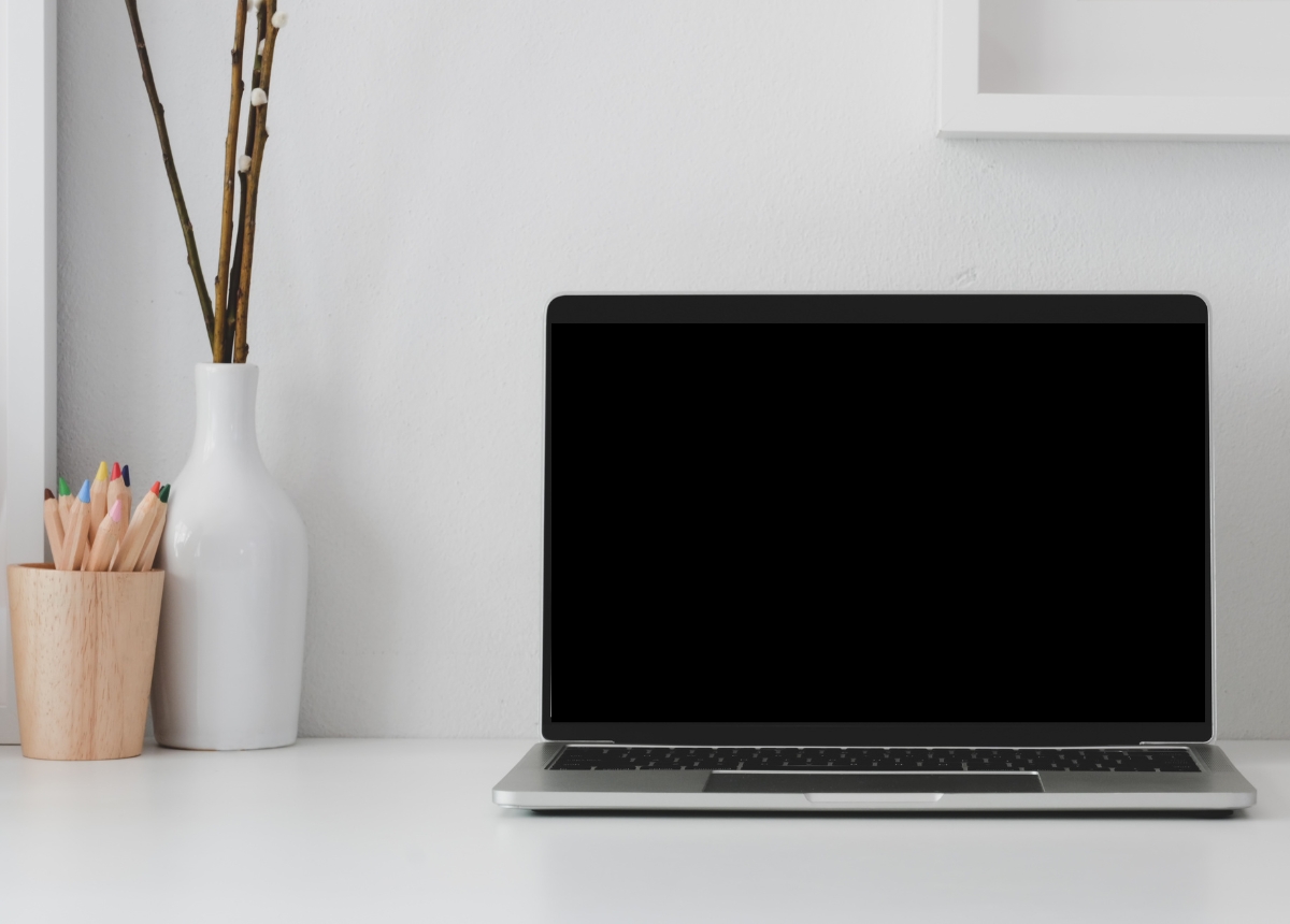 Computer Black Screen Issue: Causes and Effective Solutions | Mytour