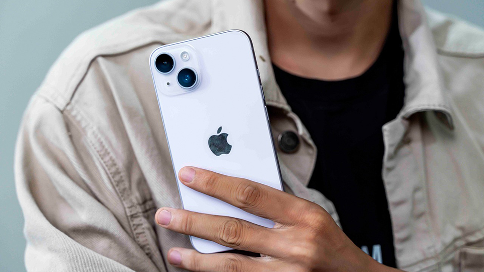 What's the best high-end smartphone to buy with a budget of 20 million VND?