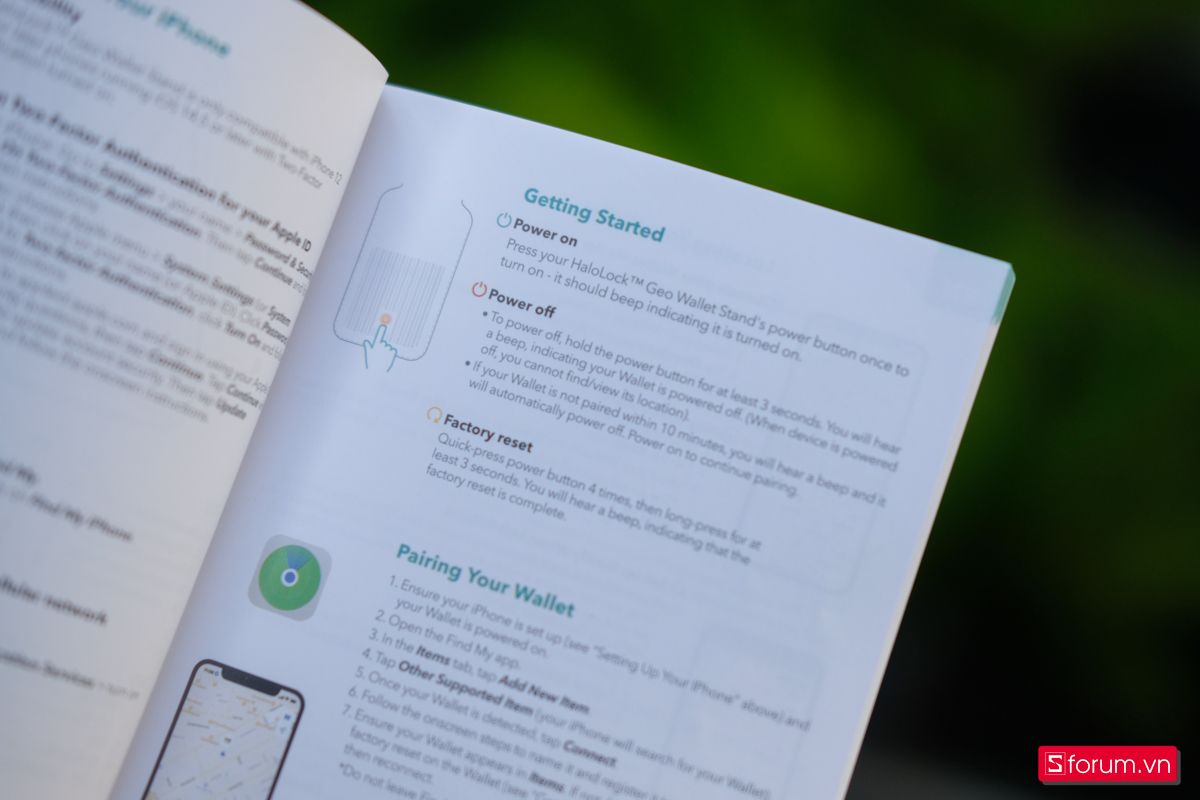 Hands-on with the ESR HaloLock Geo Wallet Stand: The first MagSafe ...