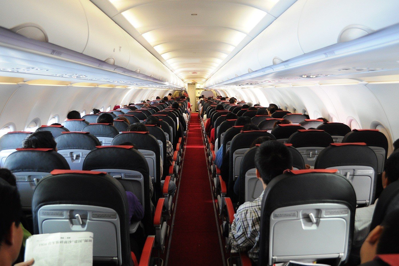 Why is it important to follow seat order when boarding an airplane ...