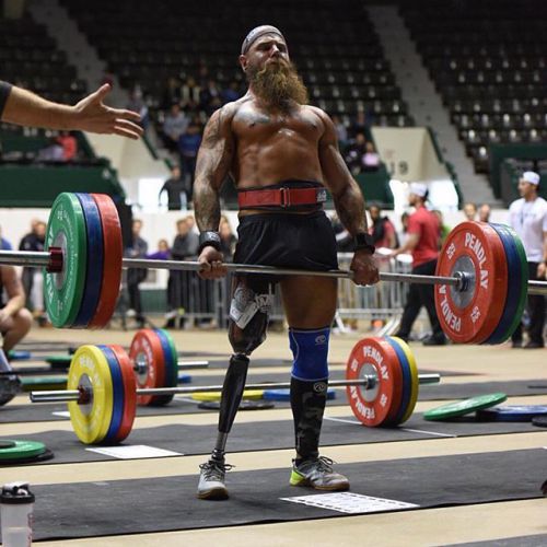 Derek Weida - From Disabled Veteran to a Gym Motivation Icon - Mytour