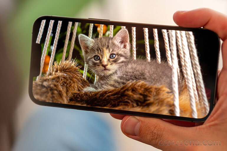 Exploring Size and Display Quality of iPhone 13 Pro | Mytour.vn