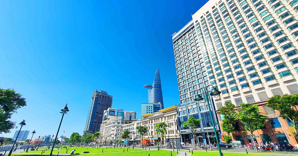 Ben Bach Dang: A Unique Spot to Watch Sunset in Saigon - Klook Blog