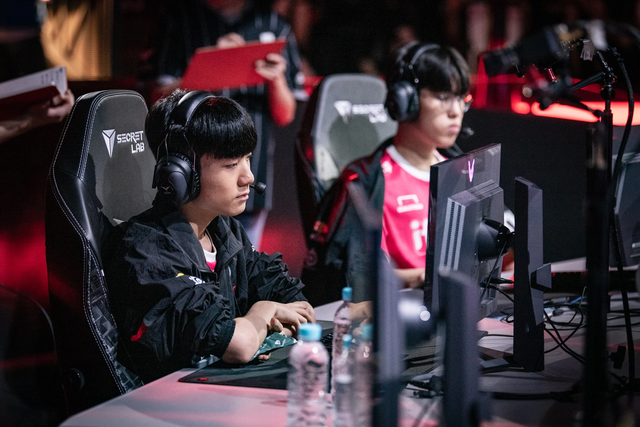 The community points out that Faker renders all analyses and statistics ...