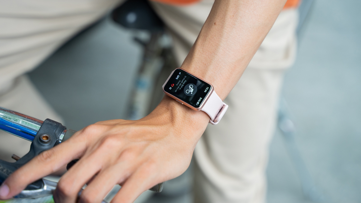 Hands-on with Huawei Watch Fit SE: A brand-new smartwatch packed with ...