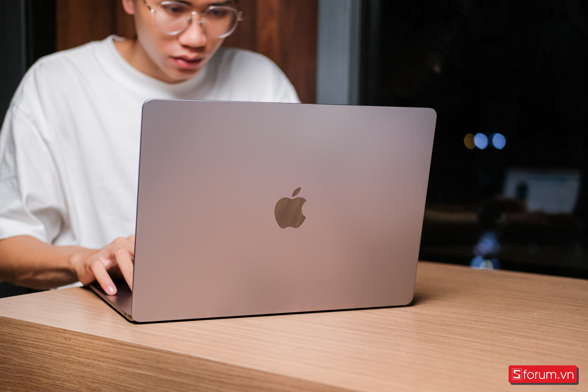 Traditional Space Gray