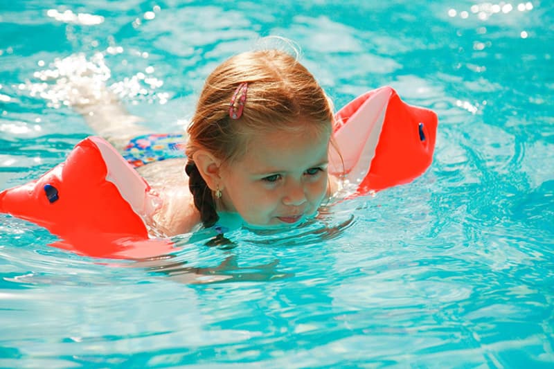 Choosing the Right Swim Floaties for Your Child's Age