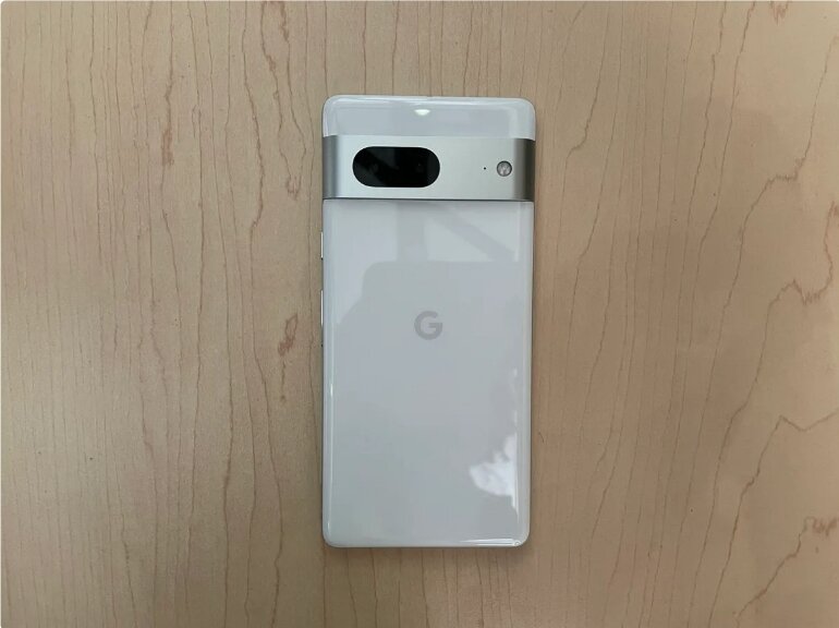 Review of Google Pixel 7: Excellent Camera, Compact Design | Mytour.vn