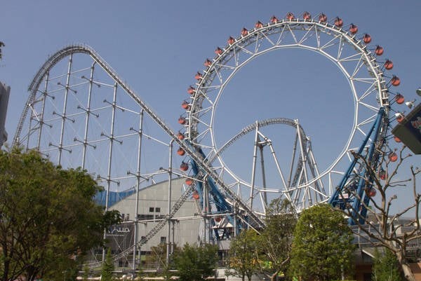 Admire the stunning beauty of the Sun Wheel Ferris Wheel - Danang ...