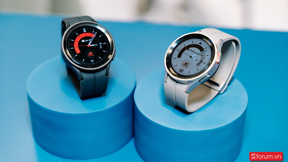 Top 5 Trendy and Dynamic Round-faced Smartwatches