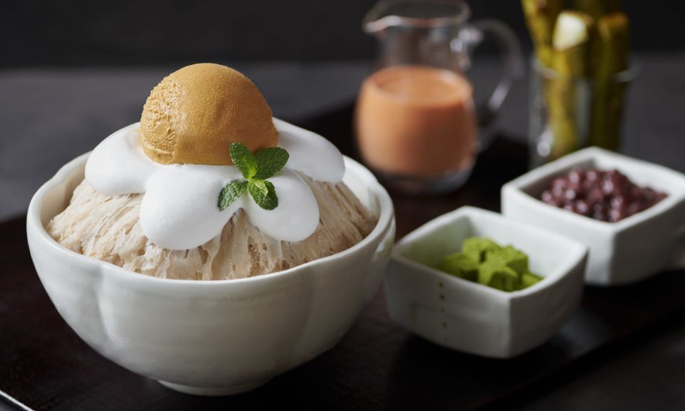 What is Bingsu? TOP 10 Delicious BingSu Shops in Saigon | Mytour