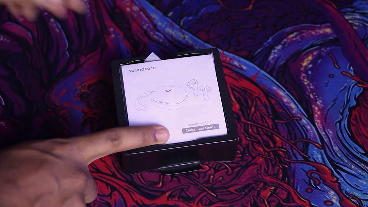 Hands-on with Anker Soundcore R50i: Minimalist Design, 30-Hour Battery Life