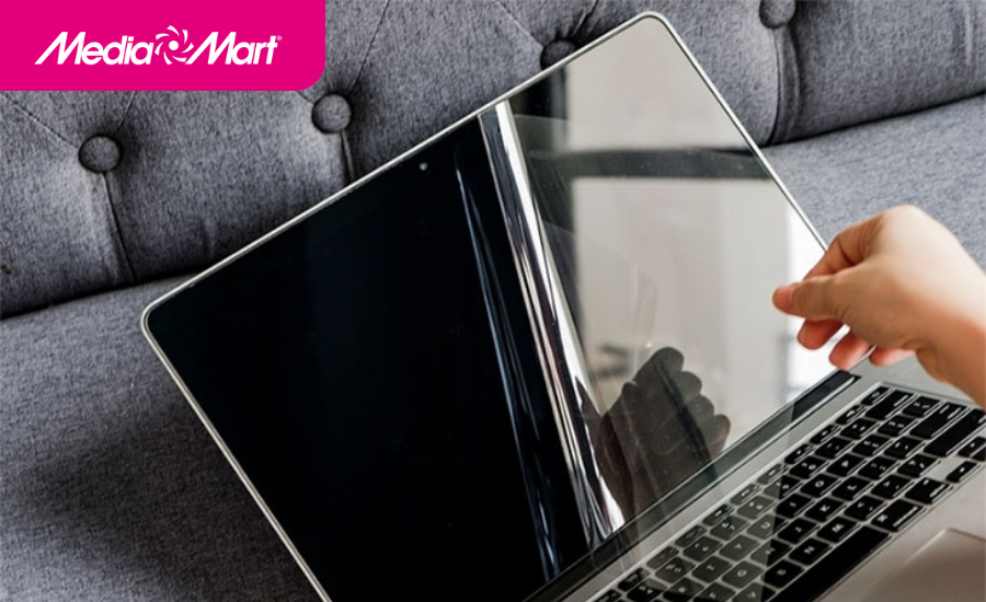 To Stick or Not to Stick: Protecting Your Laptop Screen