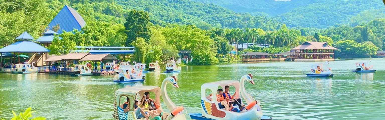 Ao Vua - A Fascinating Destination in the Western Outskirts