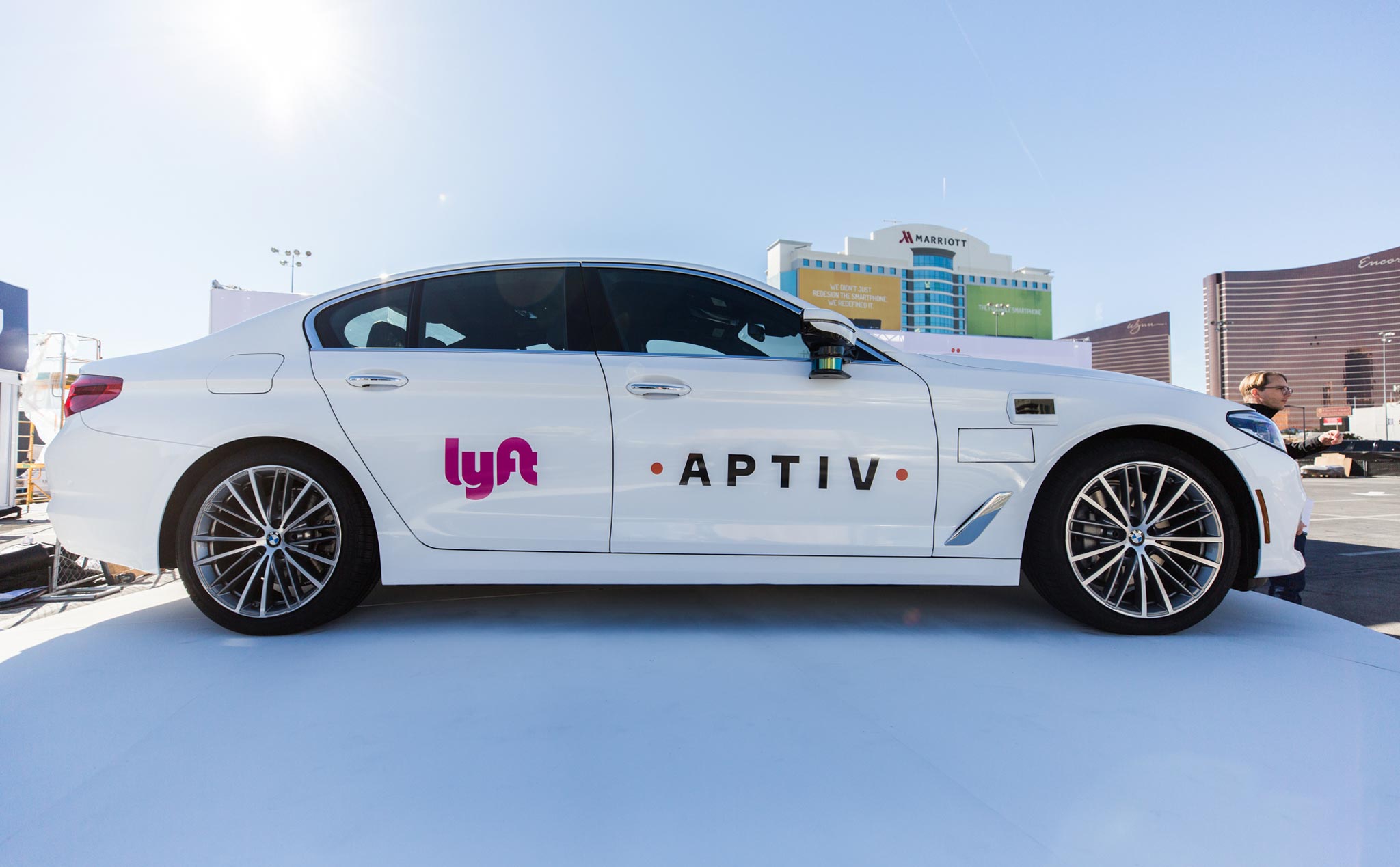 Toyota mua lại phần của Lyft về xe tự hành với giá 550 triệu USD