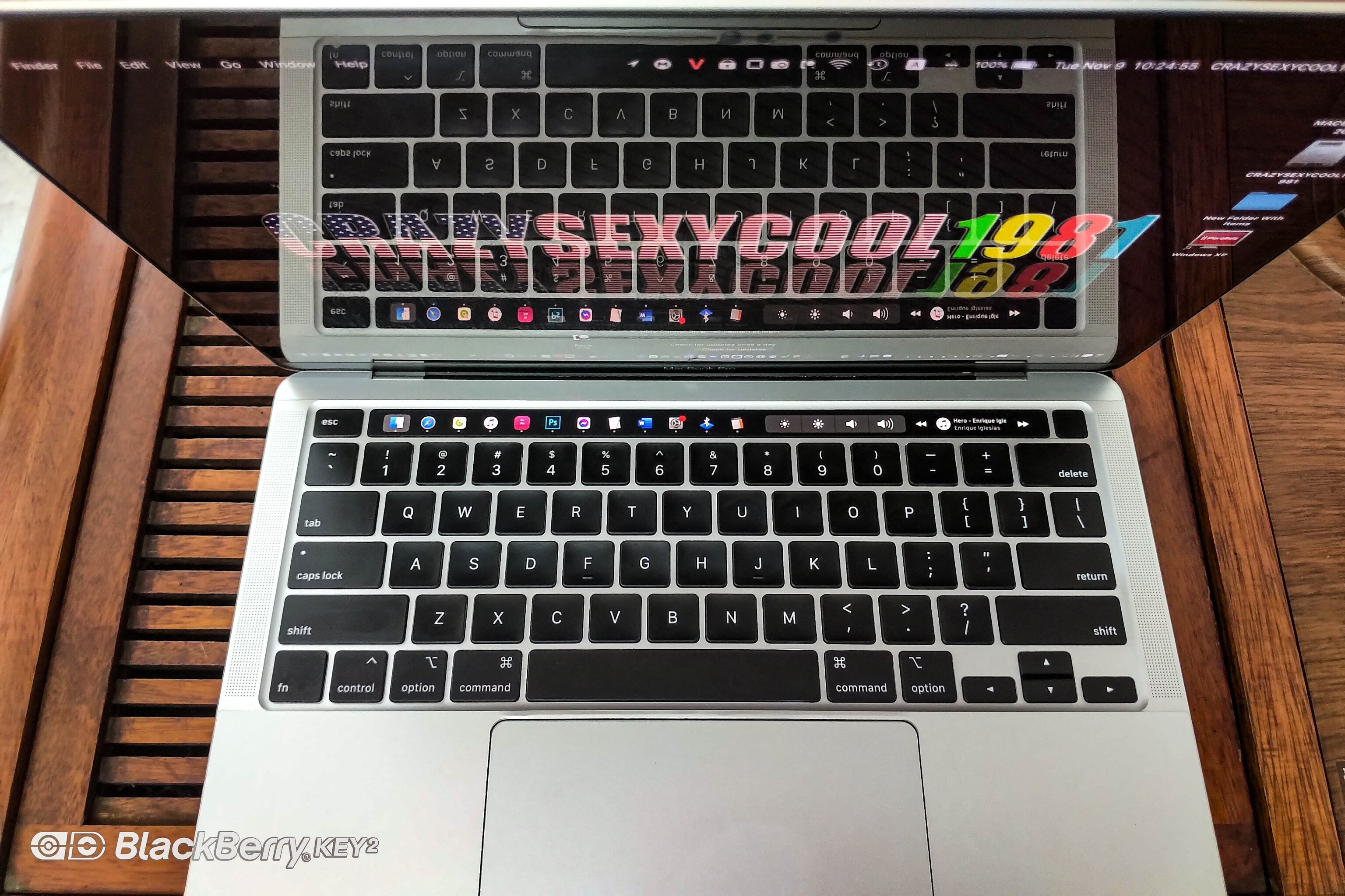 Sử dụng Pock để làm Touch Bar trở nên hữu ích hơn | Bởi crazysexycool1981