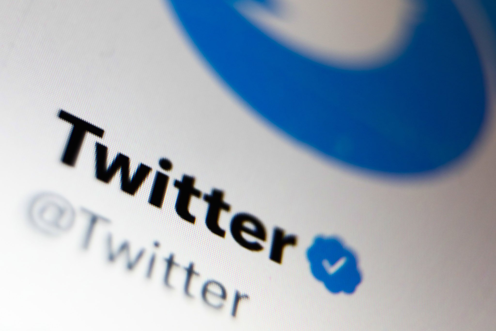 Twitter Revenue Falls Short of Expectations, Blames Elon Musk and ...