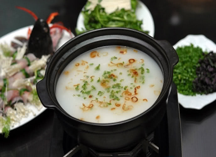 How to Make Delicious Pigeon Hotpot: A Recipe Guide