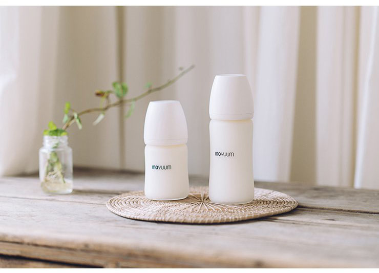 Review of Moyuum glass baby bottle domestic product from South Korea