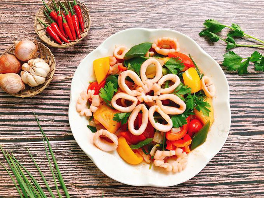 Delightful dinner with easy-to-make bell pepper squid - Mytour