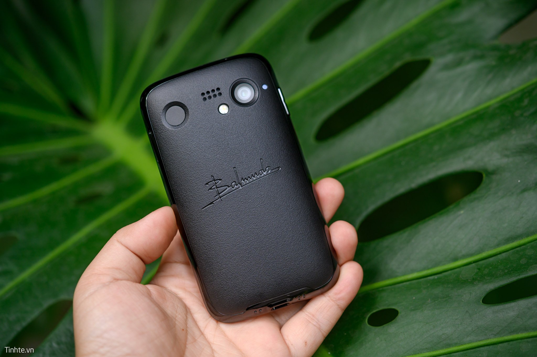 Trải nghiệm BALMUDA Phone: sự độc đáo của smartphone Nhật Bản