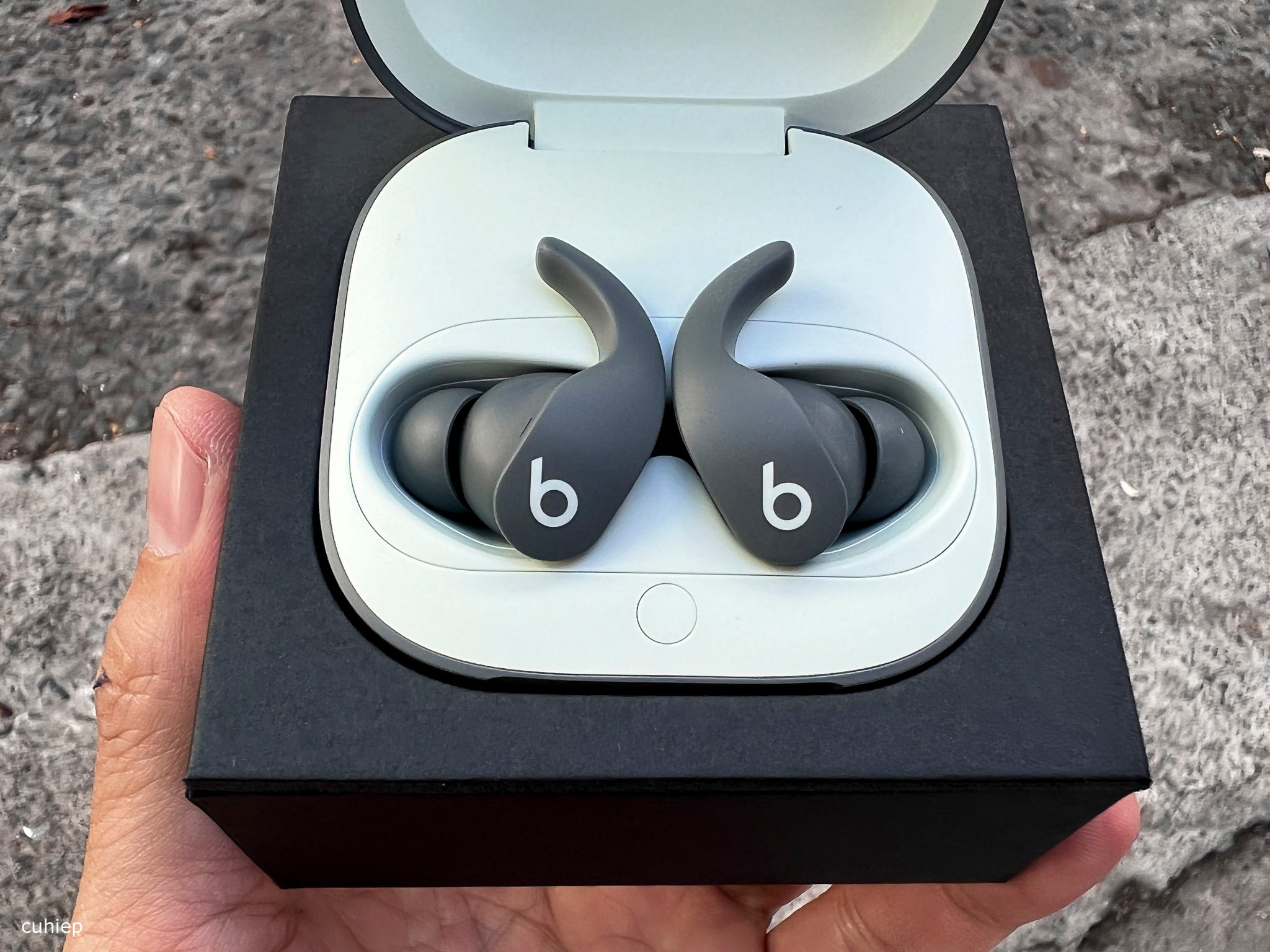 Unboxing the authentic gray Beats Fit Pro