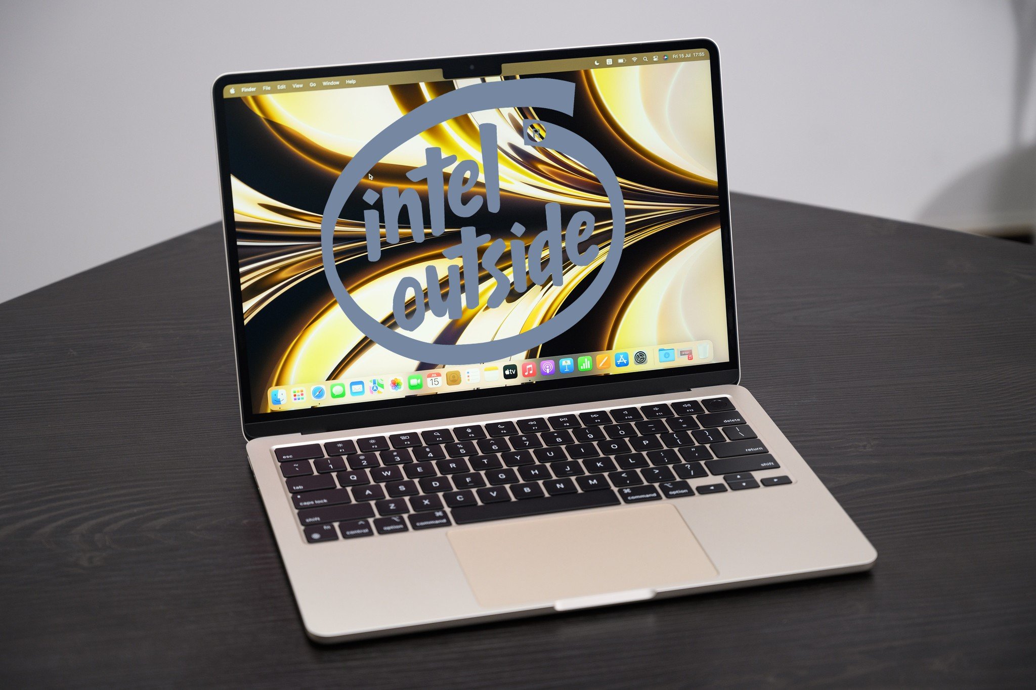 Apple 'đường ai nấy đi' với Intel, cập nhật chip USB4 mới trong MacBook M2