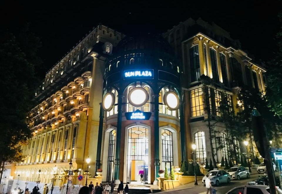 Experience an authentic check-in at Sapa with the Sun Plaza building ...