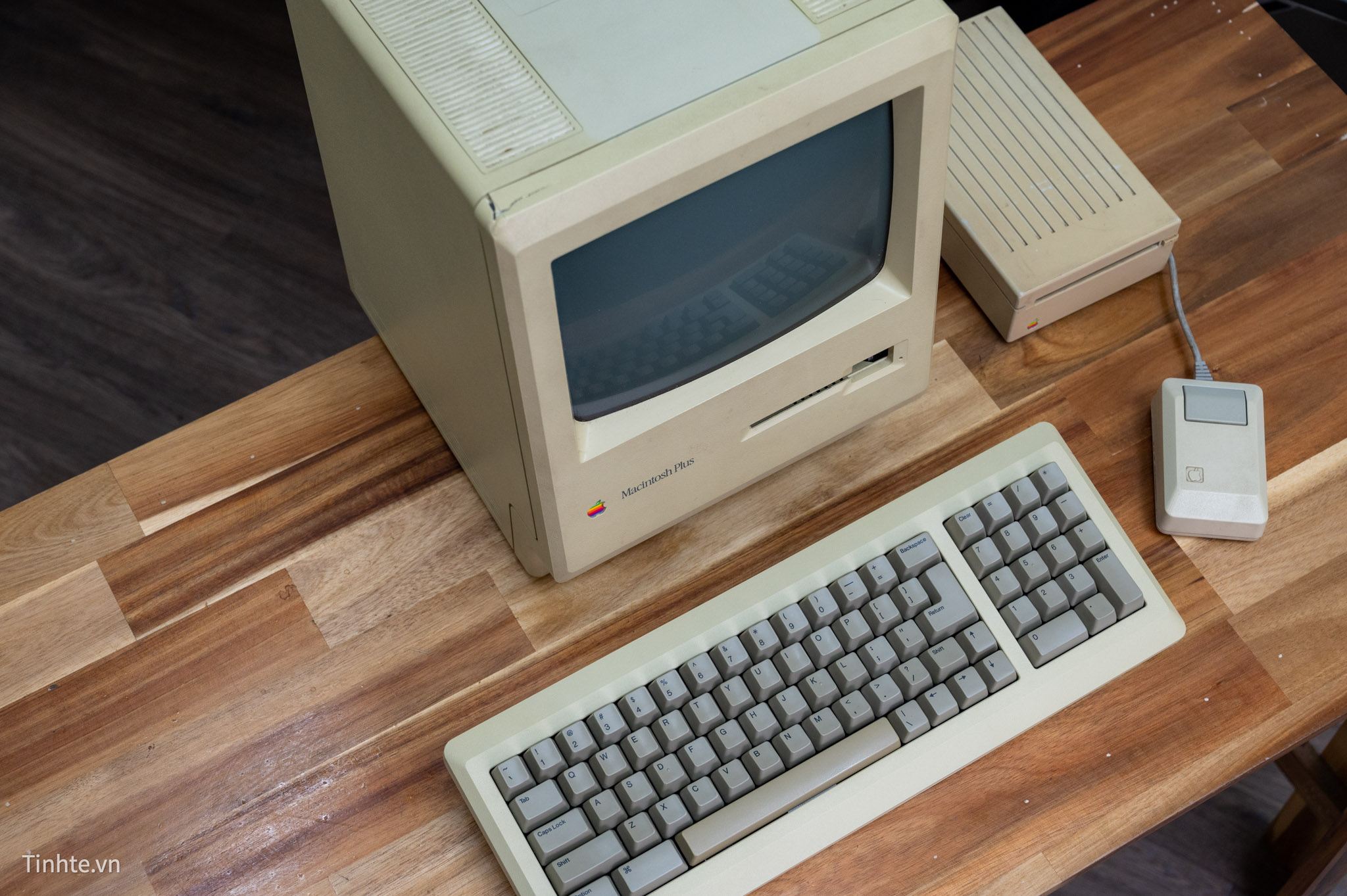 Trải nghiệm chiếc Macintosh Plus năm 1986 của Apple