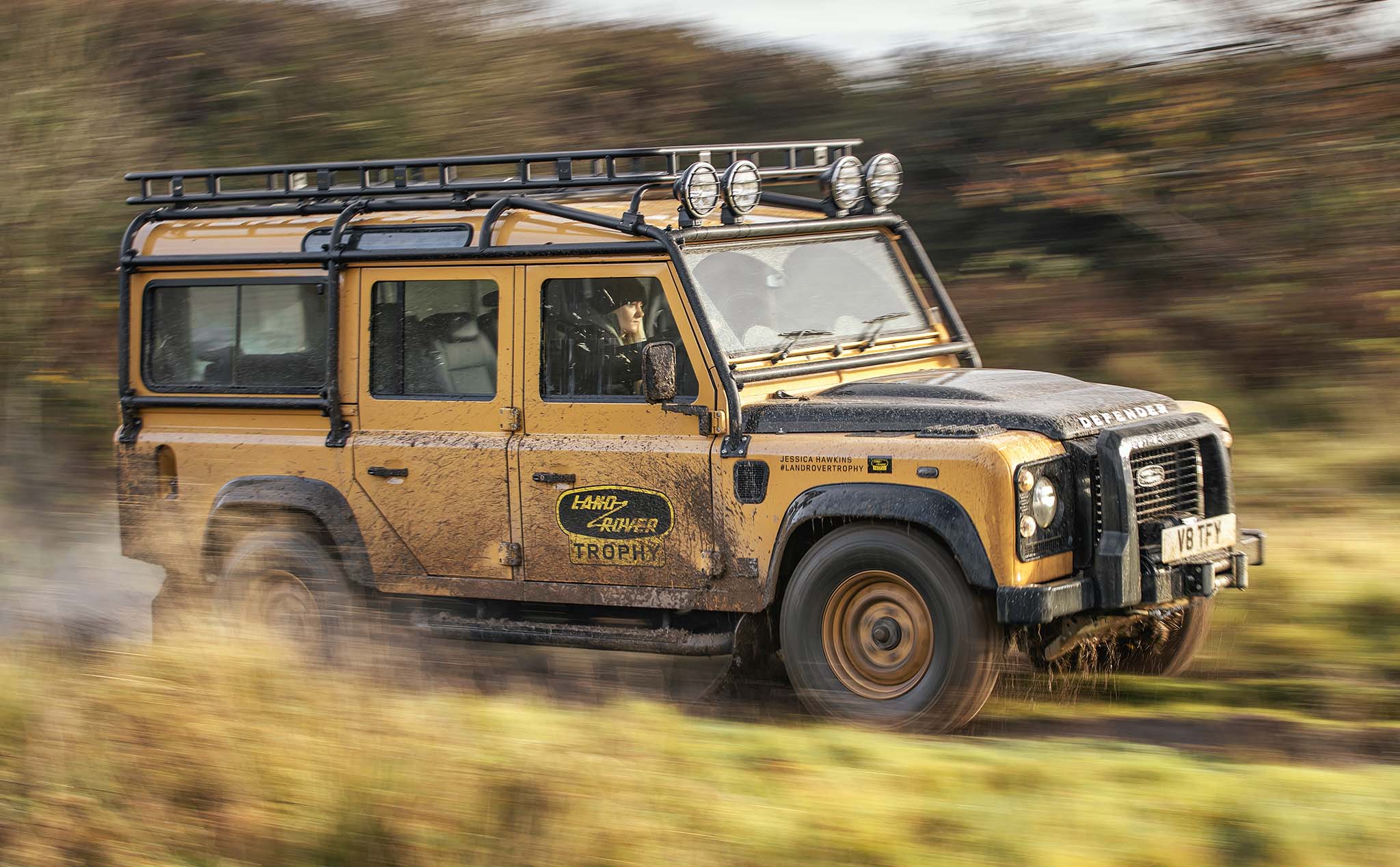Land Rover tung ra phiên bản đặc biệt Defender Works V8 Trophy: chỉ có ...