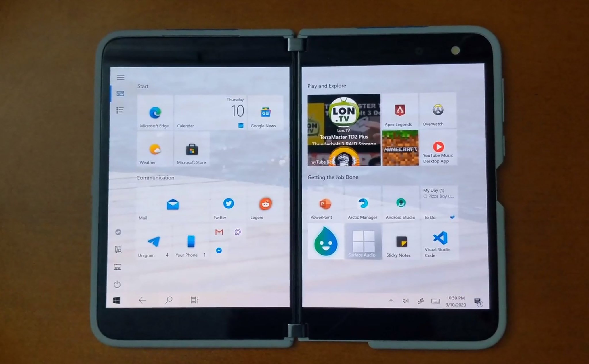 [Video] Khám phá cảm giác mới với Surface Duo khi sử dụng Windows 10