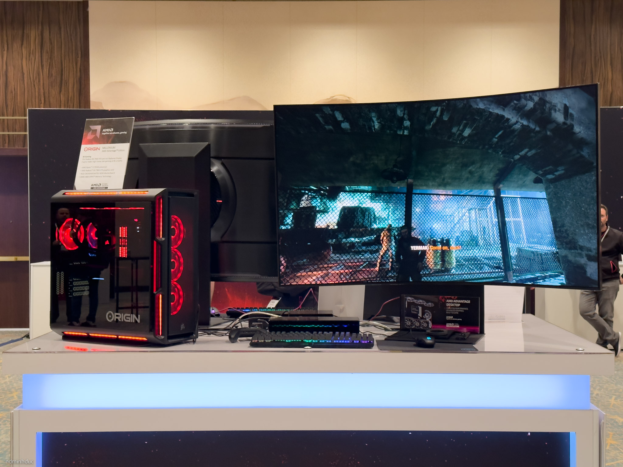 Trải nghiệm AMD Radeon RX 7900 XTX: Kích thước gọn nhẹ, sức mạnh không ...